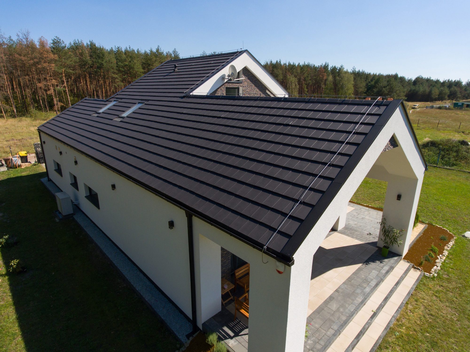 Hity na dachu – ulubione dachówki Polaków